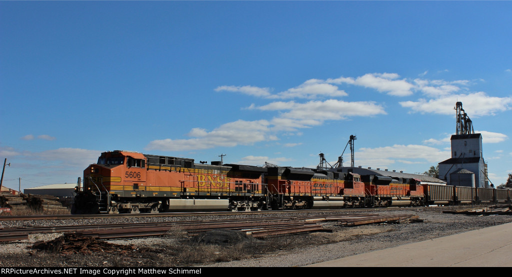 Empty Coal Taking The Siding